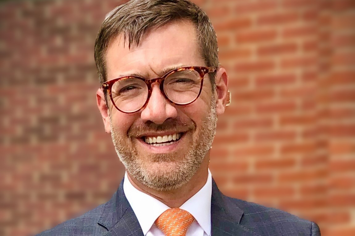 Dan Oliver - Room to Read